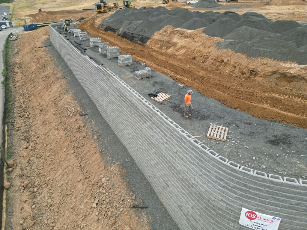 Retaining Walls – Konstanty Interlocking Systems
